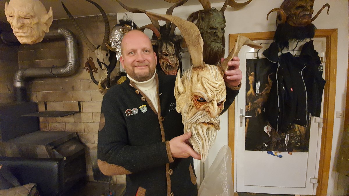 🇦🇹 Rettei masks: Krampus and Perchten carver »Puch magazine